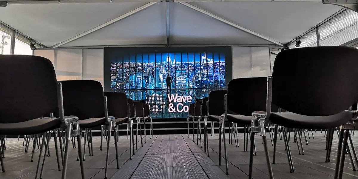 Monitor a LED per sala riunioni e conference room | Wave&Co