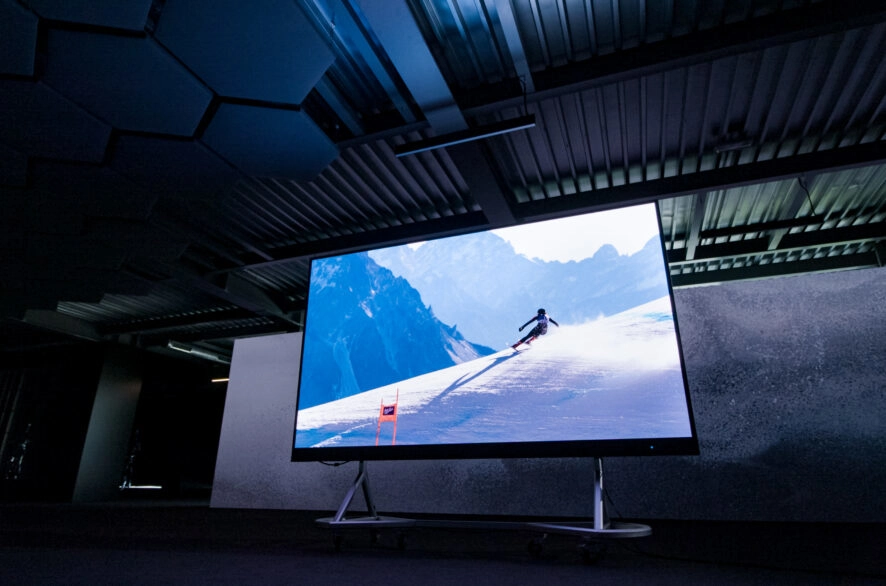 Transparent Led Screens, the creative solution for innovative Digital ...